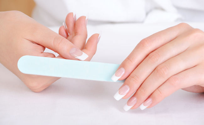 O que fazer para ter a unhas grandes e fortes? - Dra. Luciana Pepino